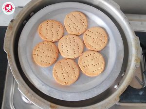 Jowar Teething Biscuits Recipe - Healthy Teething Biscuits for Babies