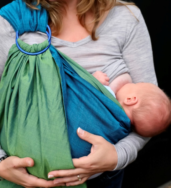 Your Complete Guide to Baby Wearing
