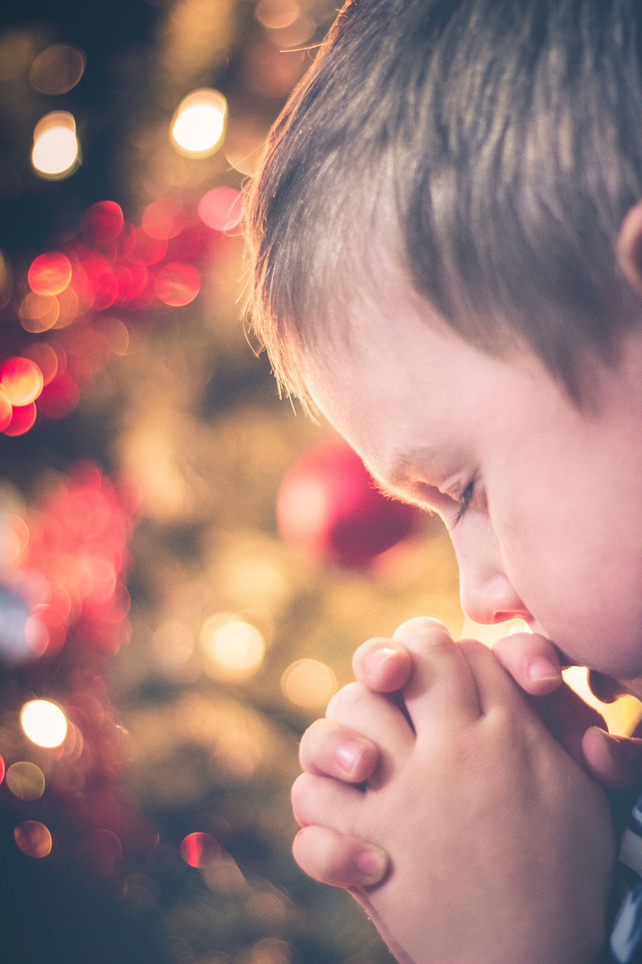 15 Simple Bedtime Prayers for Children
